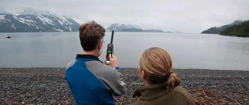 Best Satellite Phone For Backpacking: 2022 Buying Guide - Outdoor Fads